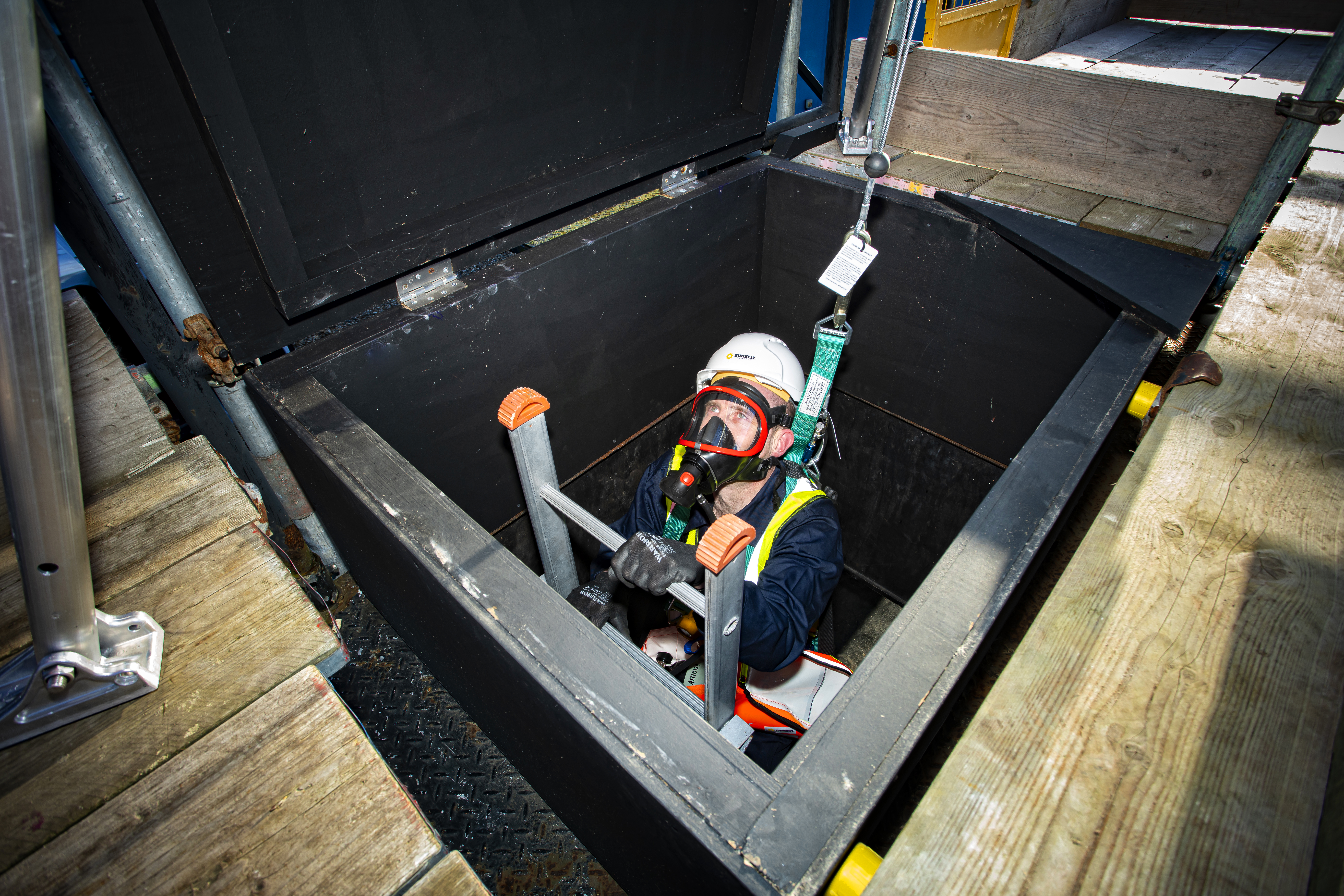 City & Guilds Levels 2 & 3 Awards in High Risk Confined Spaces (6160-03 ...